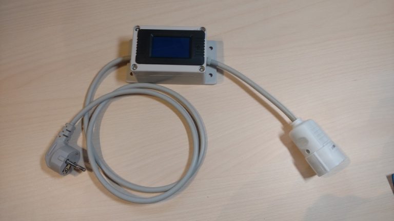 DIY Power and Power Factor Meter - The EECS Blog