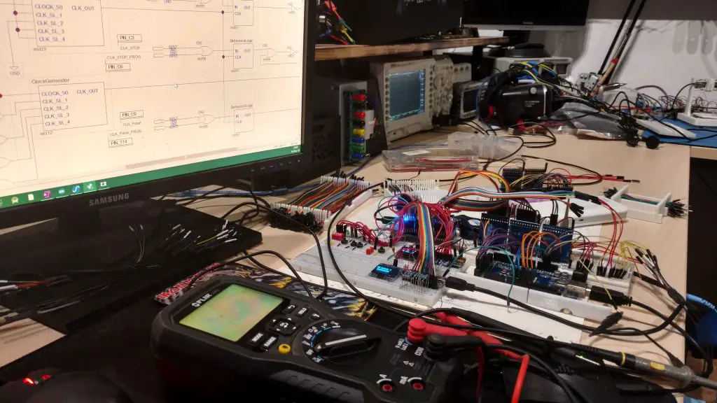 8-Bit Computer In An FPGA - The EECS Blog