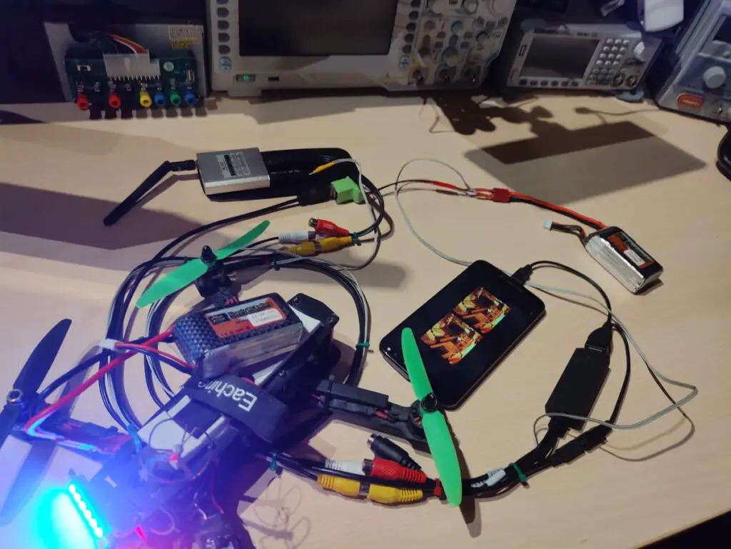 DIY FPV Goggles - The EECS Blog